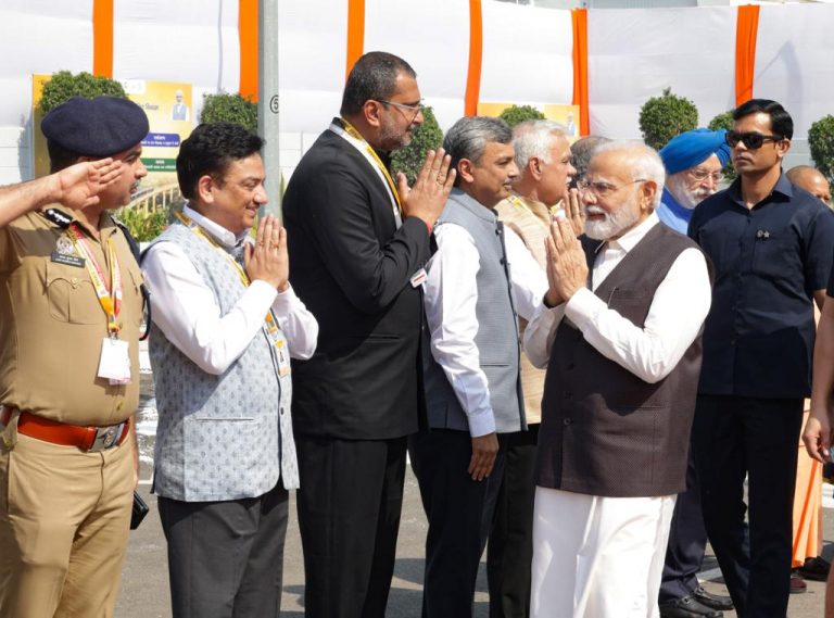 Hon’ble PM flags off India’s first Namo Bharat train – NCRTC