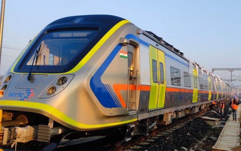 First Meerut Metro trainset arrived at NCRTC Depot in Duhai – NCRTC